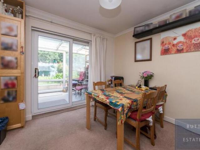 3 bedroom semi detached house for sale in Mount Wear Square, Exeter, EX2