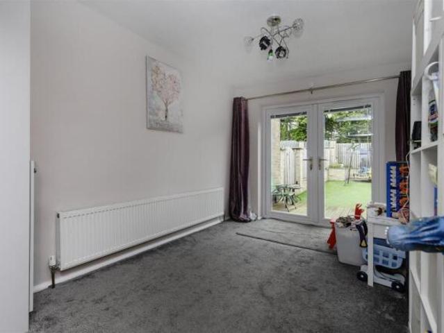 3 bedroom semi detached house for sale in Mount Avenue, Mount, Huddersfield, HD3