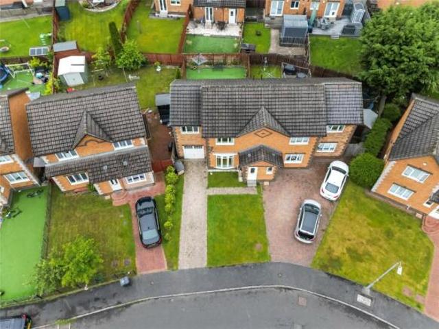 3 bedroom semi detached house for sale in Mount Lockhart, Uddingston, Glasgow, G71