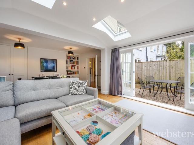 3 bedroom semi detached house for sale in Mount Pleasant, Norwich, NR2