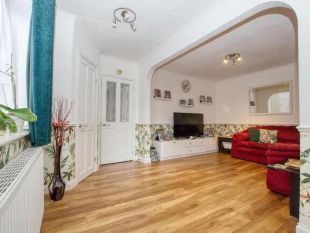 3 bedroom semi detached house for sale in Mowbray Road, Southampton, Hampshire, SO19