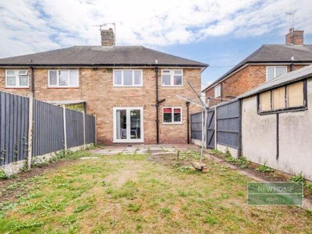 3 bedroom semi detached house for sale in Murby Crescent, Nottingham, NG6 8FZ, NG6
