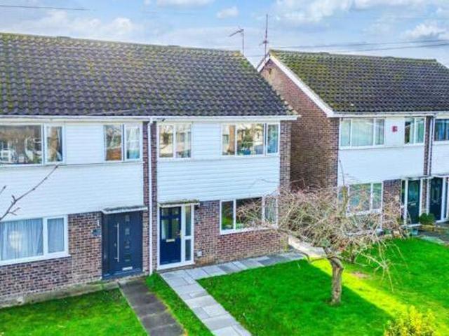 3 Bedroom Semi detached House For Sale In Needingworth, St. Ives