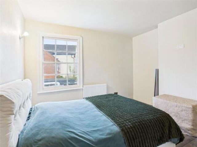 3 bedroom semi detached house for sale in Nettles Terrace, Guildford, Surrey, GU1