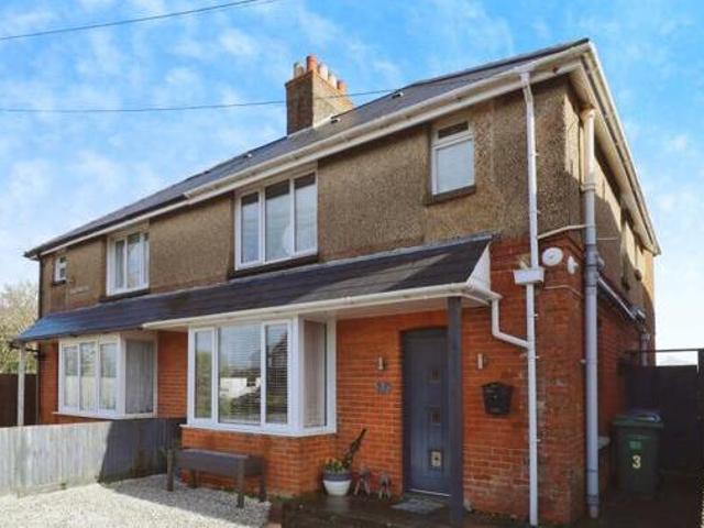 3 Bedroom Semi detached House For Sale In Nettlestone