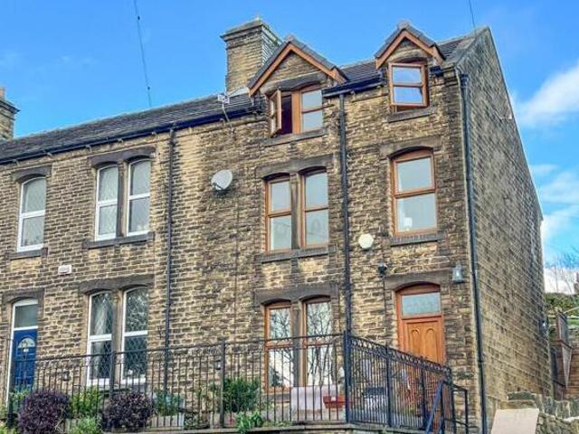 3 Bedroom Semi detached House For Sale In Netherton, Huddersfield