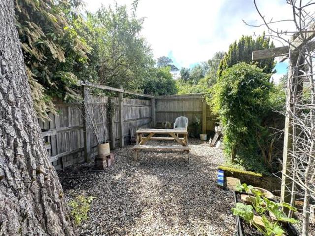 3 bedroom semi detached house for sale in Netherwoods Road, Risinghurst, Oxford, OX3