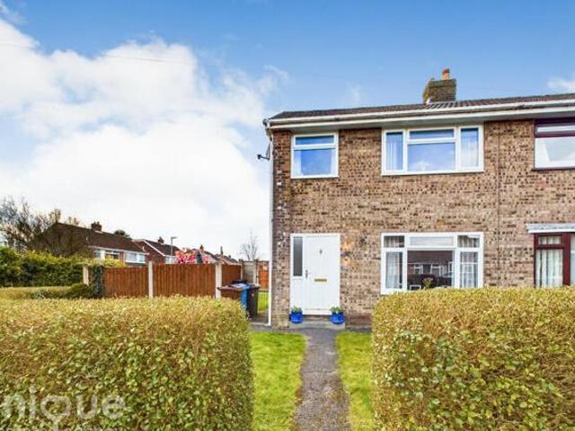 3 Bedroom Semi detached House For Sale In Newton