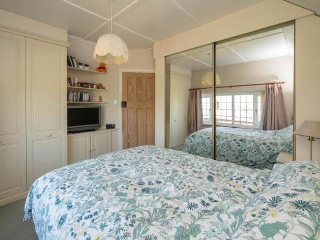 3 bedroom semi detached house for sale in New House Lane, Canterbury, CT4