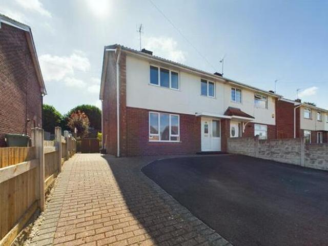 3 Bedroom Semi detached House For Sale In New Ollerton