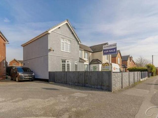 3 Bedroom Semi detached House For Sale In New Ollerton