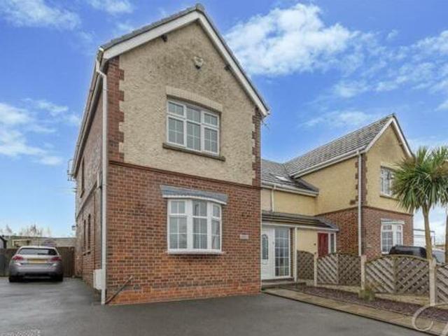 3 Bedroom Semi detached House For Sale In New Ollerton