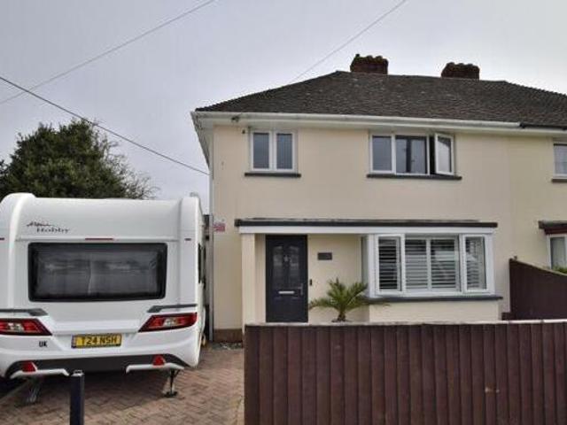 3 Bedroom Semi detached House For Sale In New Milton