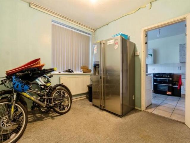 3 bedroom semi detached house for sale in New Parks Boulevard, Leicester, LE3
