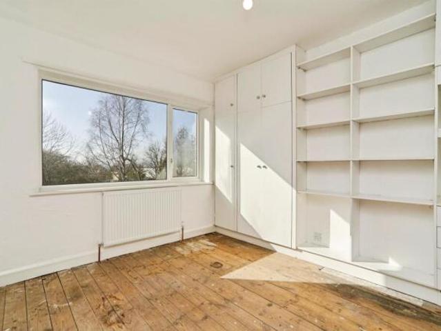 3 bedroom semi detached house for sale in New Road Side, Rawdon, Leeds, LS19