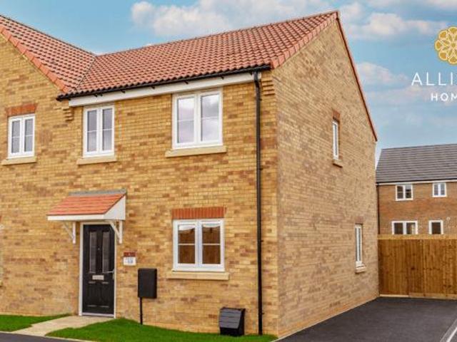 3 Bedroom Semi detached House For Sale In Newark, Nottinghamshire