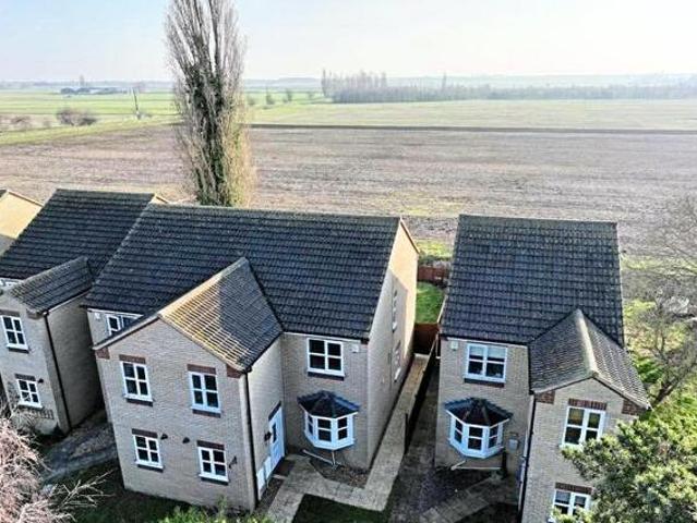 3 Bedroom Semi detached House For Sale In Newborough
