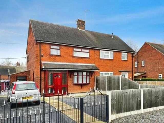 3 Bedroom Semi detached House For Sale In Newcastle, Staffordshire