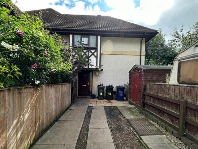 3 Bedroom Semi detached House For Sale In Newcastle Upon Tyne, Tyne And Wear
