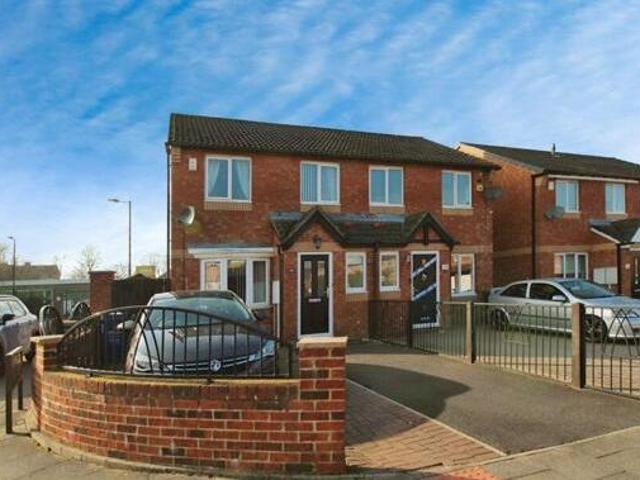 3 Bedroom Semi detached House For Sale In Newcastle Upon Tyne, Tyne And Wear