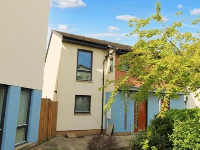 3 Bedroom Semi detached House For Sale In Newcastle Upon Tyne, Tyne And Wear