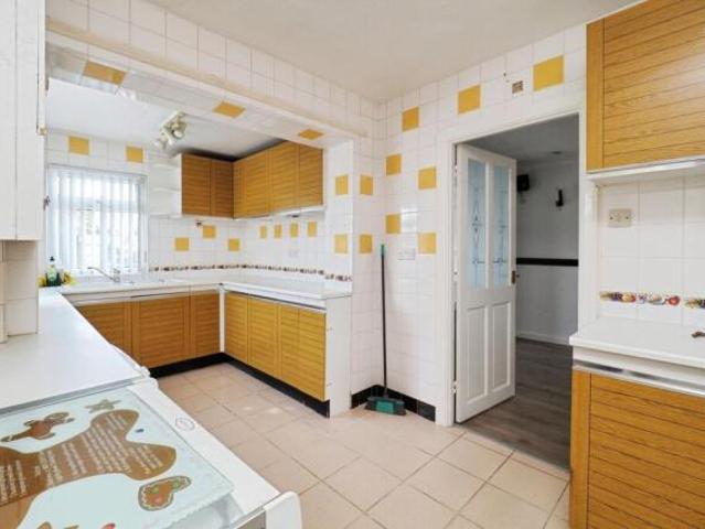 3 bedroom semi detached house for sale in Newholm Drive, Nottingham, Nottinghamshire, NG11