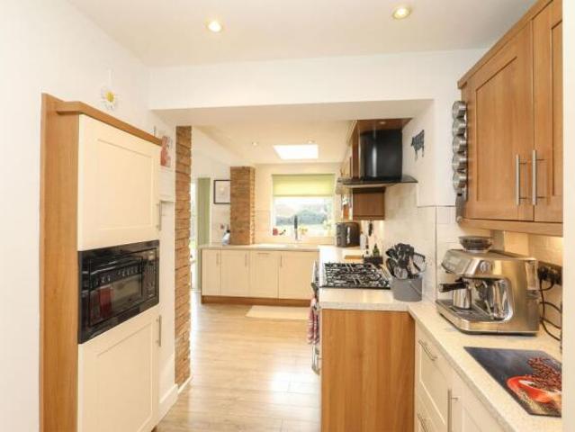 3 bedroom semi detached house for sale in Newlands Drive, Sheffield, S12
