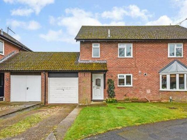 3 Bedroom Semi detached House For Sale In North Baddesley