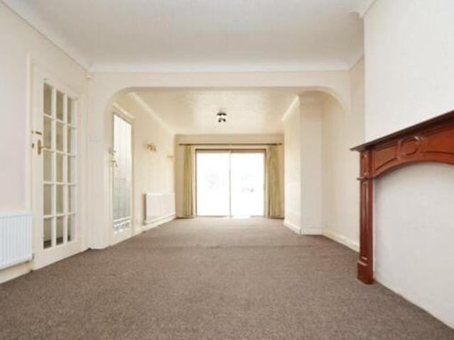 3 Bedroom Semi detached House For Sale In Northolt