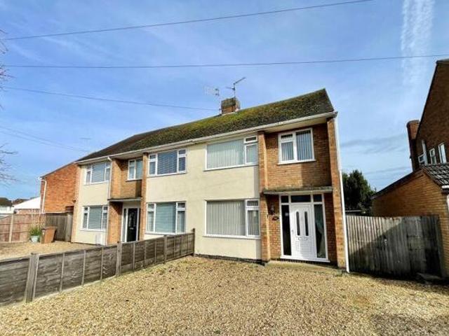 3 Bedroom Semi detached House For Sale In Northborough