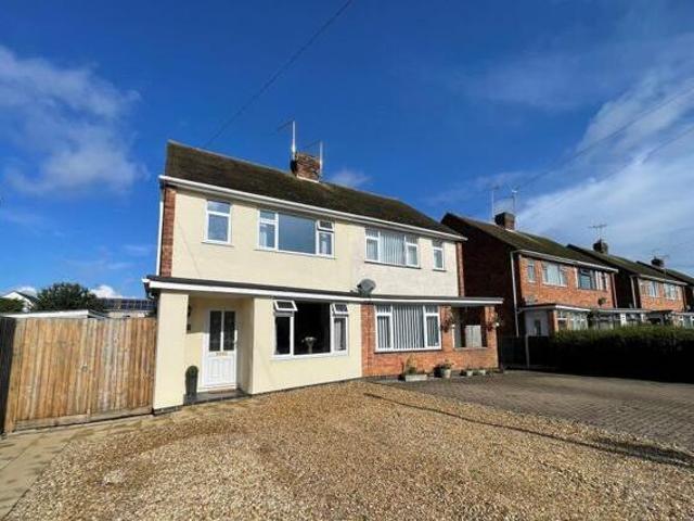 3 Bedroom Semi detached House For Sale In Northborough