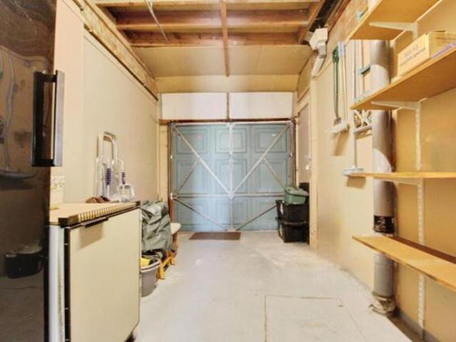 3 bedroom semi detached house for sale in Northbrook Road, Swindon, SN2