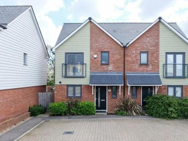 3 Bedroom Semi detached House For Sale In Northfleet, Kent