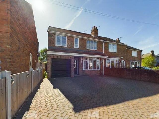 3 Bedroom Semi detached House For Sale In Norton