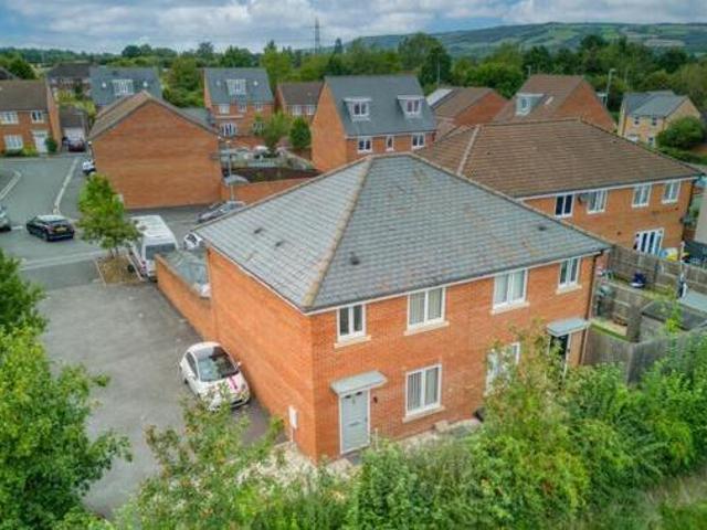 3 Bedroom Semi detached House For Sale In Norton Fitzwarren