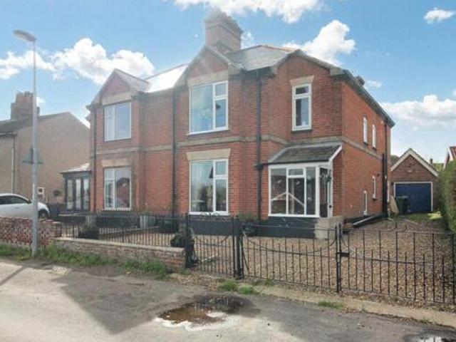 3 Bedroom Semi detached House For Sale In Norwich, Norfolk