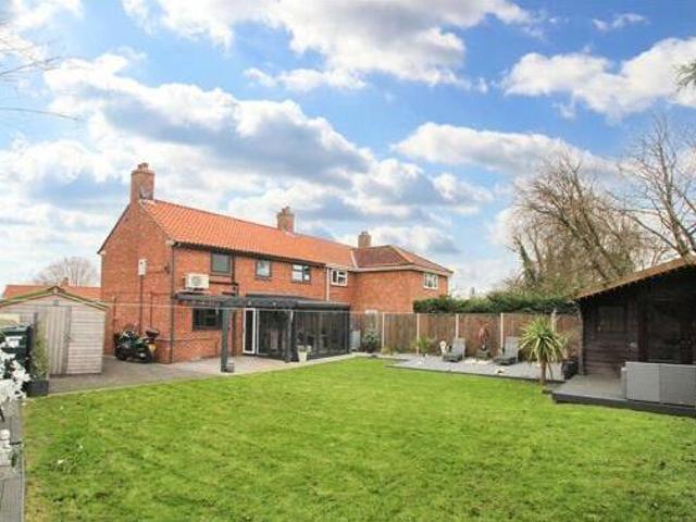 3 Bedroom Semi detached House For Sale In Norwich, Norfolk