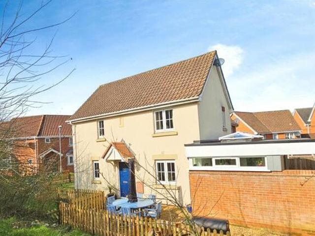 3 Bedroom Semi detached House For Sale In Norwich, Norfolk