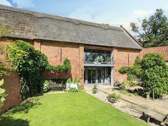 3 Bedroom Semi detached House For Sale In Norwich, Norfolk