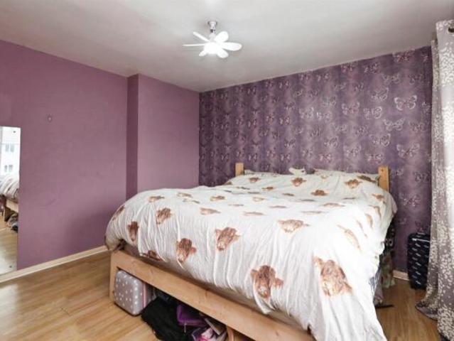 3 bedroom semi detached house for sale in Norwich Road, Wheatley, Doncaster, DN2