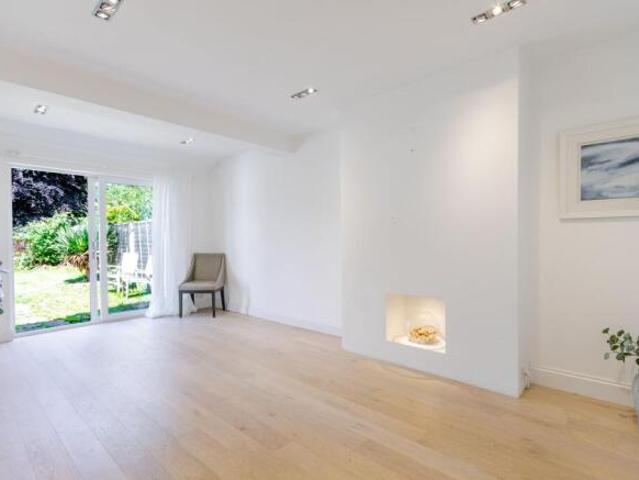 3 bedroom semi detached house for sale in Norfolk Avenue, Watford, WD24