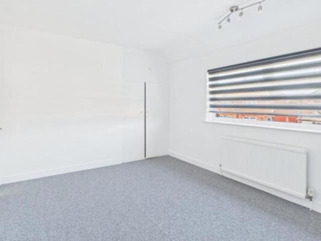 3 bedroom semi detached house for sale in Norfolk Avenue, Slough, Berkshire, SL1
