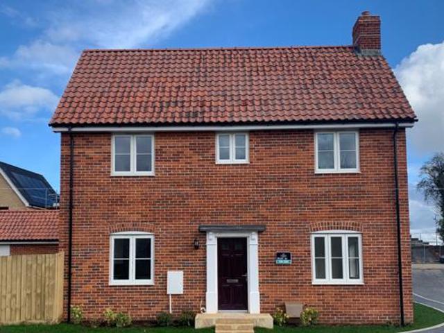 3 Bedroom Semi detached House For Sale In Norfolk