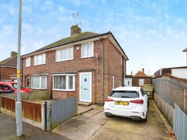 3 Bedroom Semi detached House For Sale In Nottingham, Nottinghamshire