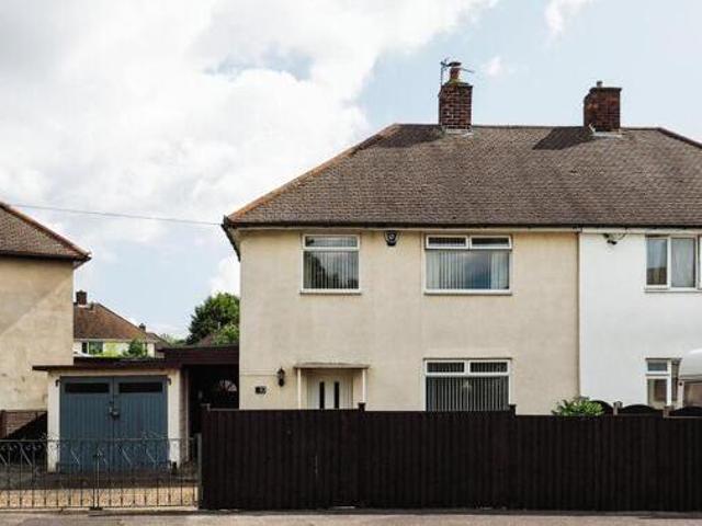 3 Bedroom Semi detached House For Sale In Nottingham