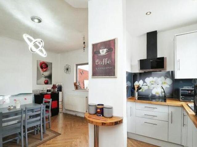 3 Bedroom Semi detached House For Sale In Nottingham