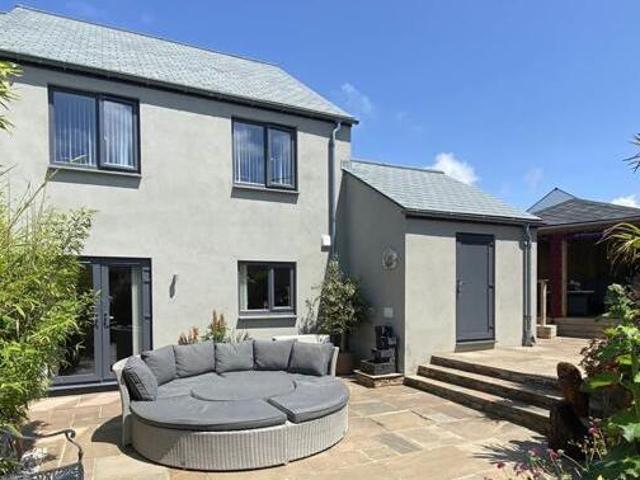 3 Bedroom Semi detached House For Sale In Nr. Newquay