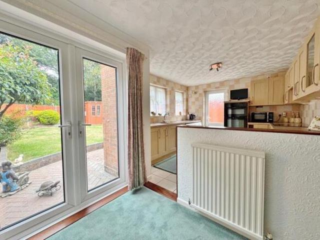 3 bedroom semi detached house for sale in Nutbourne Road, Farlington, PO6
