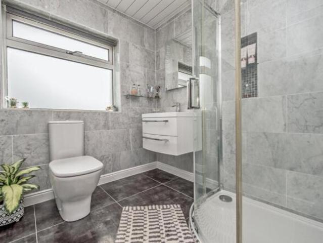 3 bedroom semi detached house for sale in Oakdale Drive, Wrose, Shipley, BD18