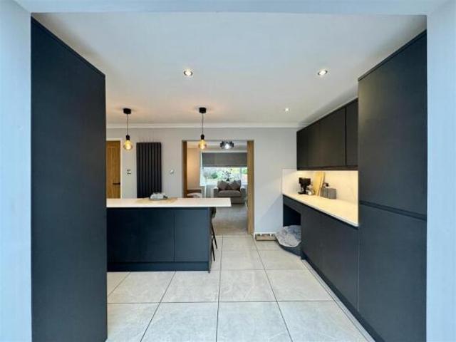 3 bedroom semi detached house for sale in Oaklands Drive, Dalton, Huddersfield, HD5 8PR, HD5